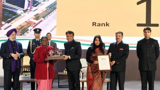 Indore and Surat wins Cleanest Cities award - Swachh Survekshan 2023 | India Travel News