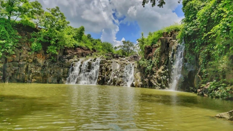 11 Hidden Waterfalls Near Hyderabad for a Refreshing Quick Getaway